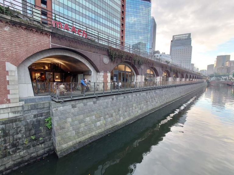 マーチエキュート神田万世橋がスゴい！近代遺構を活用した商業空間を徹底レポート【東京秋葉原】 | トーキョー建築トリップ