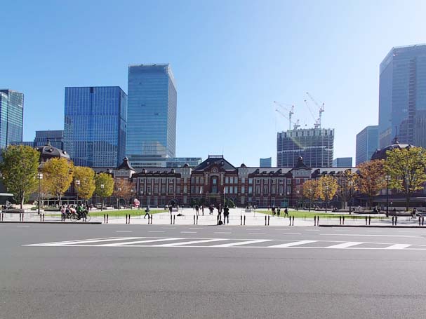 丸の内「TORAYA TOKYO」東京駅直結のカフェを建築好きがレポート | トーキョー建築トリップ